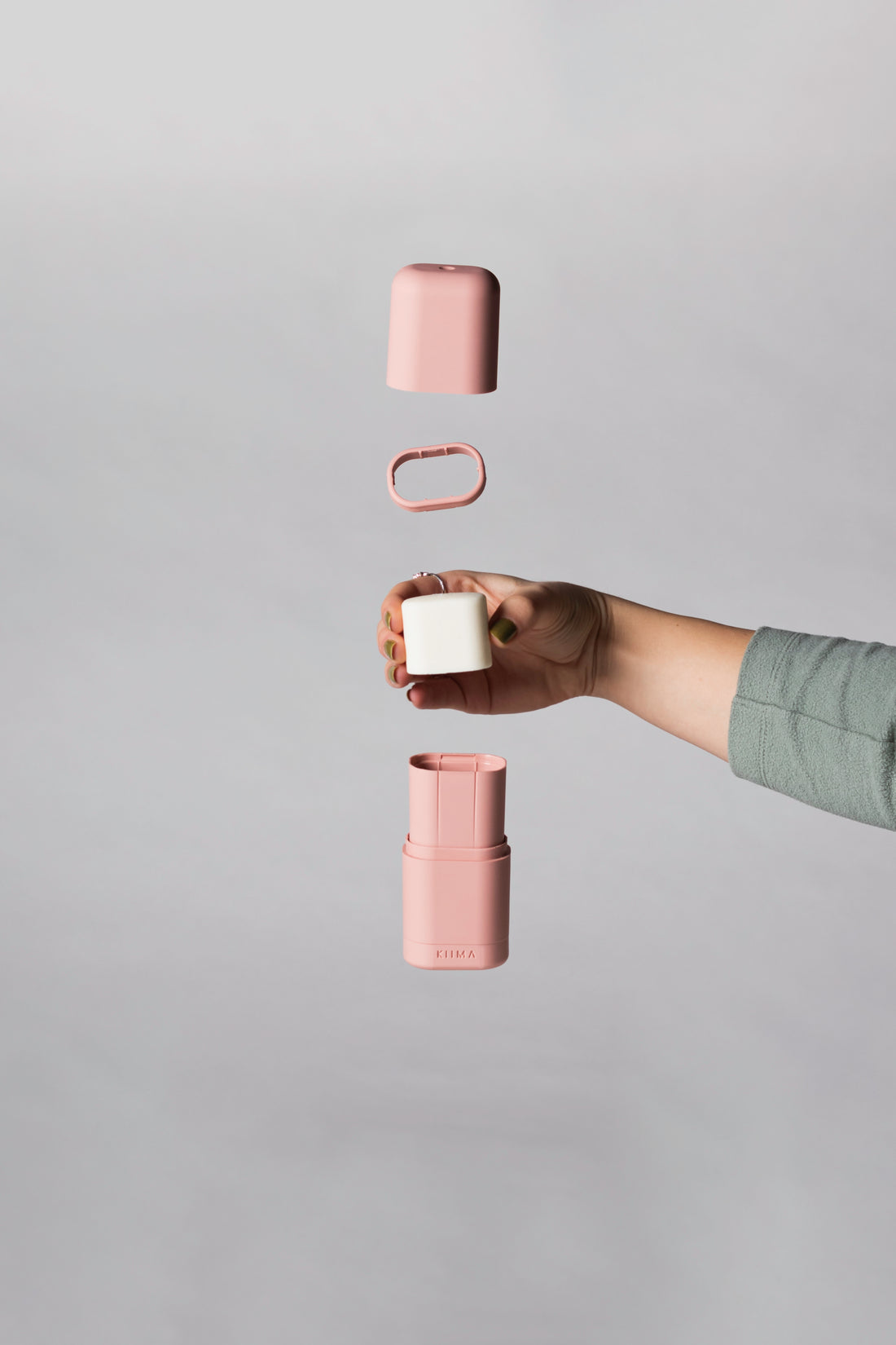 Kiima : The refillable deodorant applicator – kiima