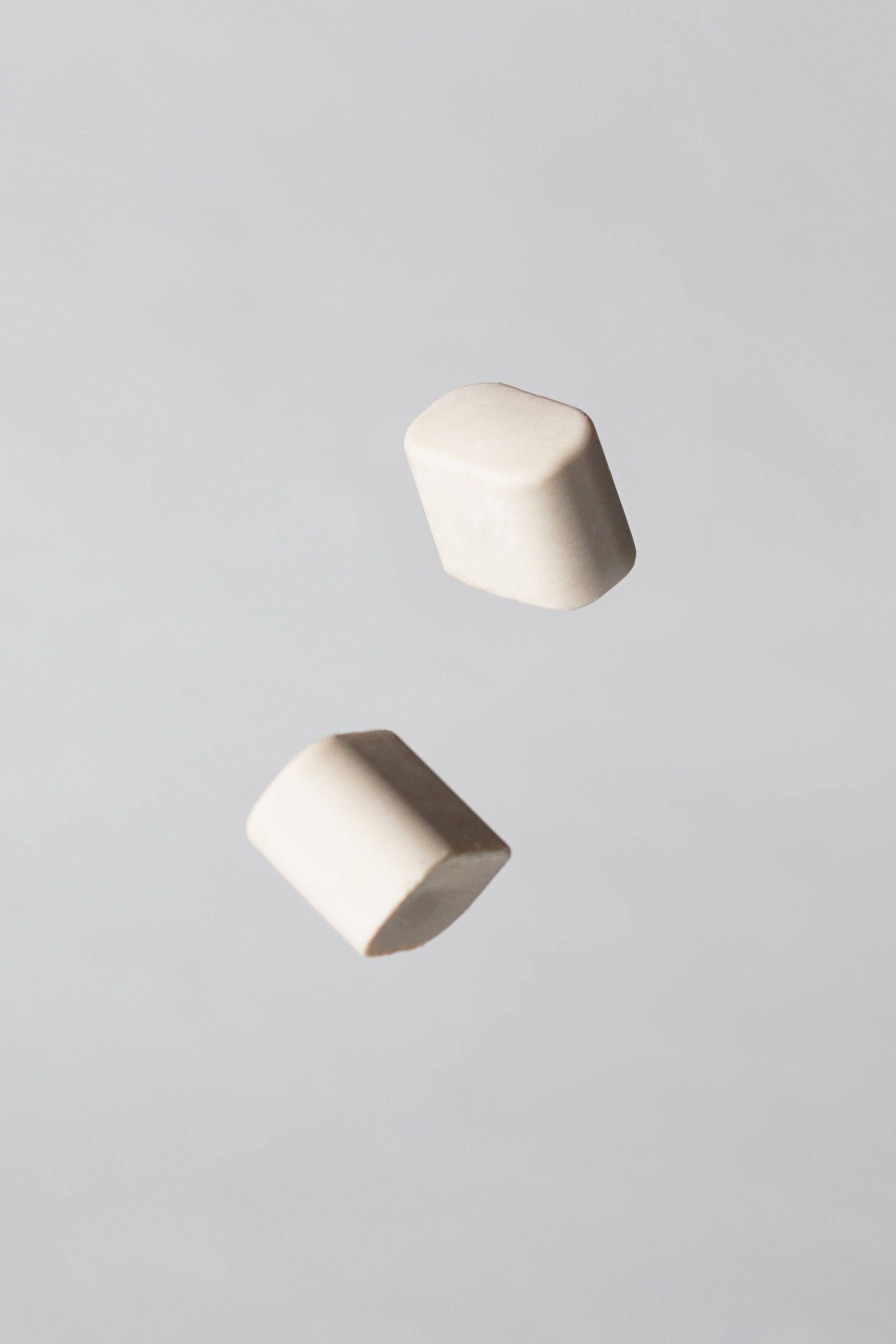 KIIMA: The refillable deodorant applicator